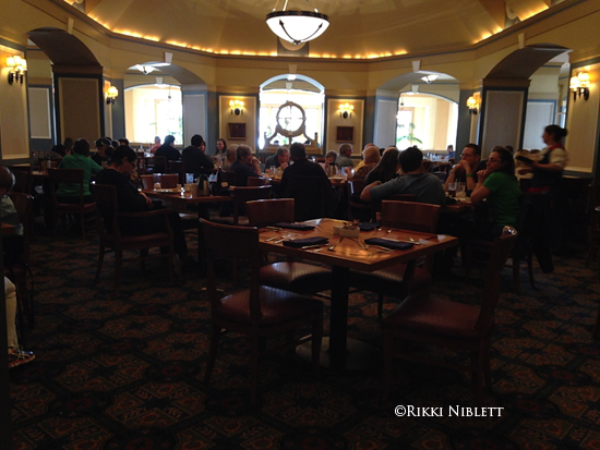 Foodie Friday: Breakfast at Captain's Grille