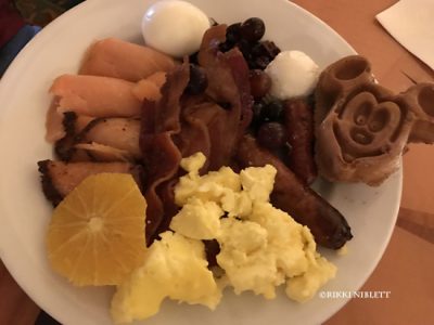 Foodie Friday: An Ode to Captain's Grille at Disney's Yacht Club Resort