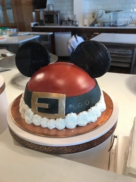 The 5 Best Holiday-Themed Treats this Year at Walt Disney World