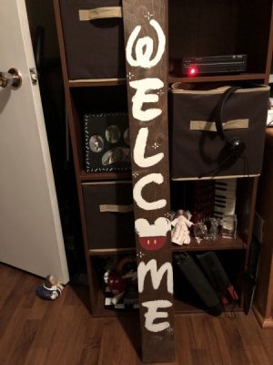 DIY: Disney Inspired Welcome Sign