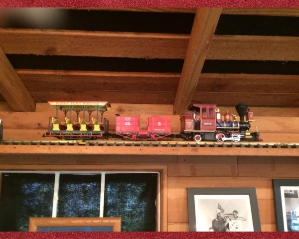 A Visit to Walt's Train Barn