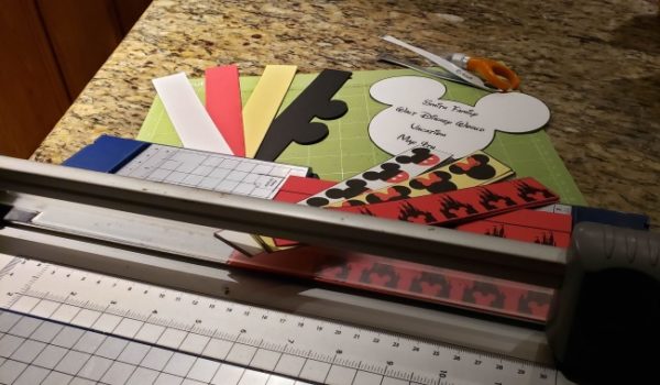 DIY Disney Countdown Chain for your next vacation