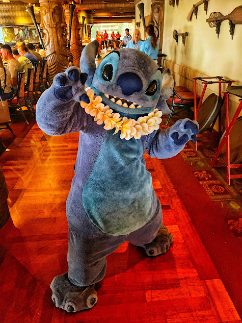 Character Dining at Walt Disney World Restaurants