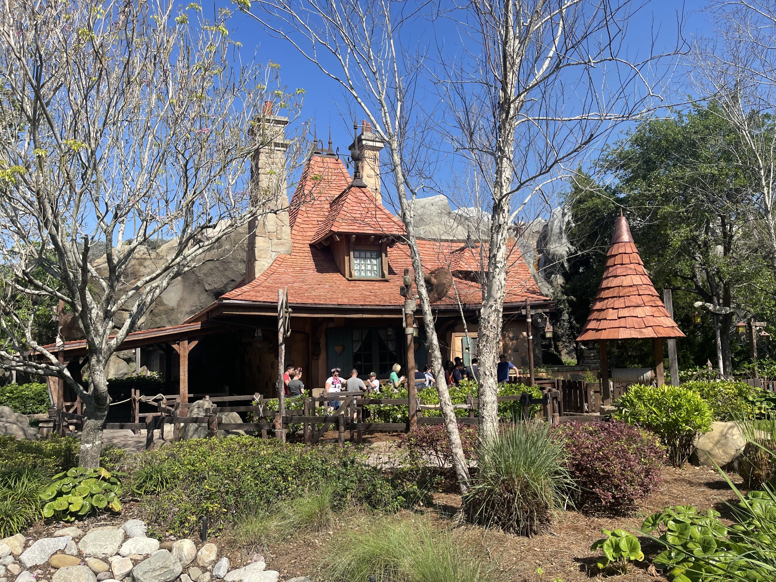 Enchanted Tales with Belle - Fantasyland - Magic Kingdom
